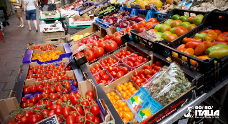 Grocery shopping in Italy: Smart choices for every budget